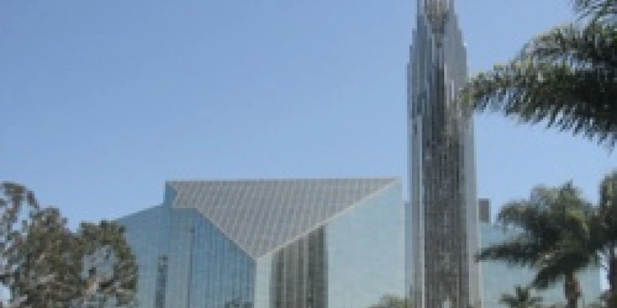 Renovation of Crystal Cathedral praised as Christ-centered | Catholic ...