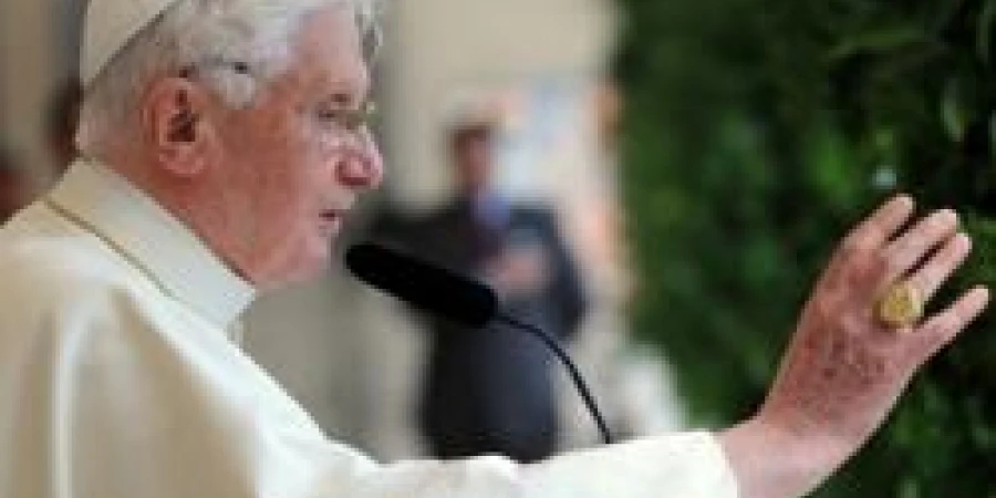 Pope explains why Eucharist is greatest prayer | Catholic News Agency