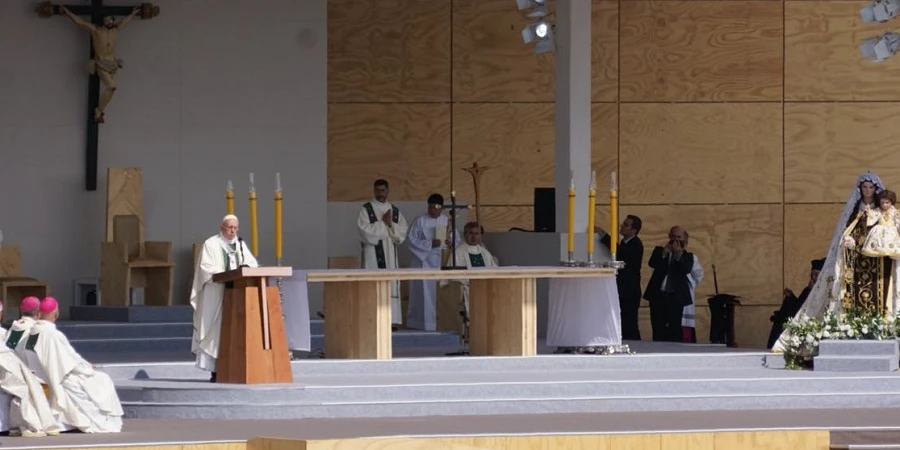 In Chile, Pope says Beatitudes aren't 'cheap words', but sources of ...