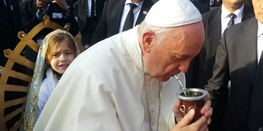 Cookies and empanadas in Dilexit Nos: food references in the teachings ...