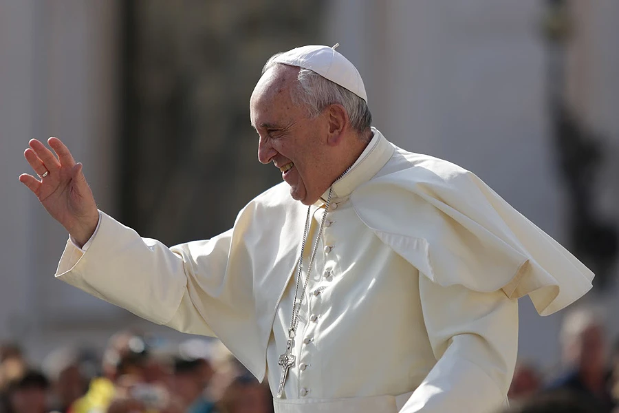 Pope Francis explains 'who am I to judge' in his new book | Catholic ...