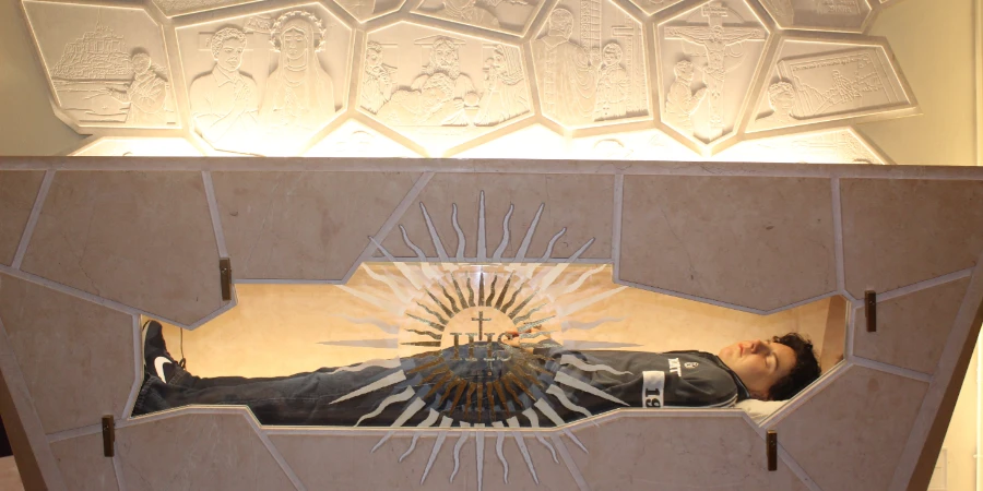 Is Carlo Acutis' body incorrupt? Tomb of Carlo Acutis is opened for ...