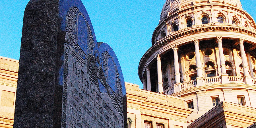 Federal judge blocks Texas from displaying Ten Commandments in public ...