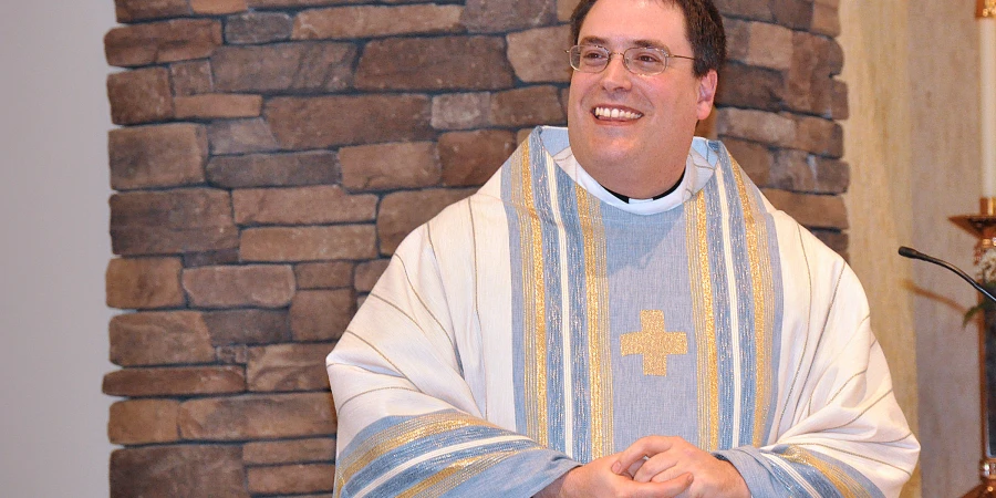 Pope Francis names Washington Catholic priest as an auxiliary bishop of ...
