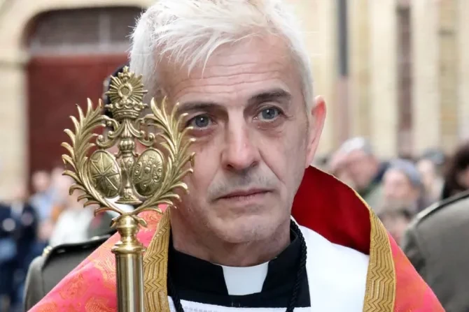 ‘Rocker’ Spanish priest Father Javier Sánchez dies from burns suffered ...