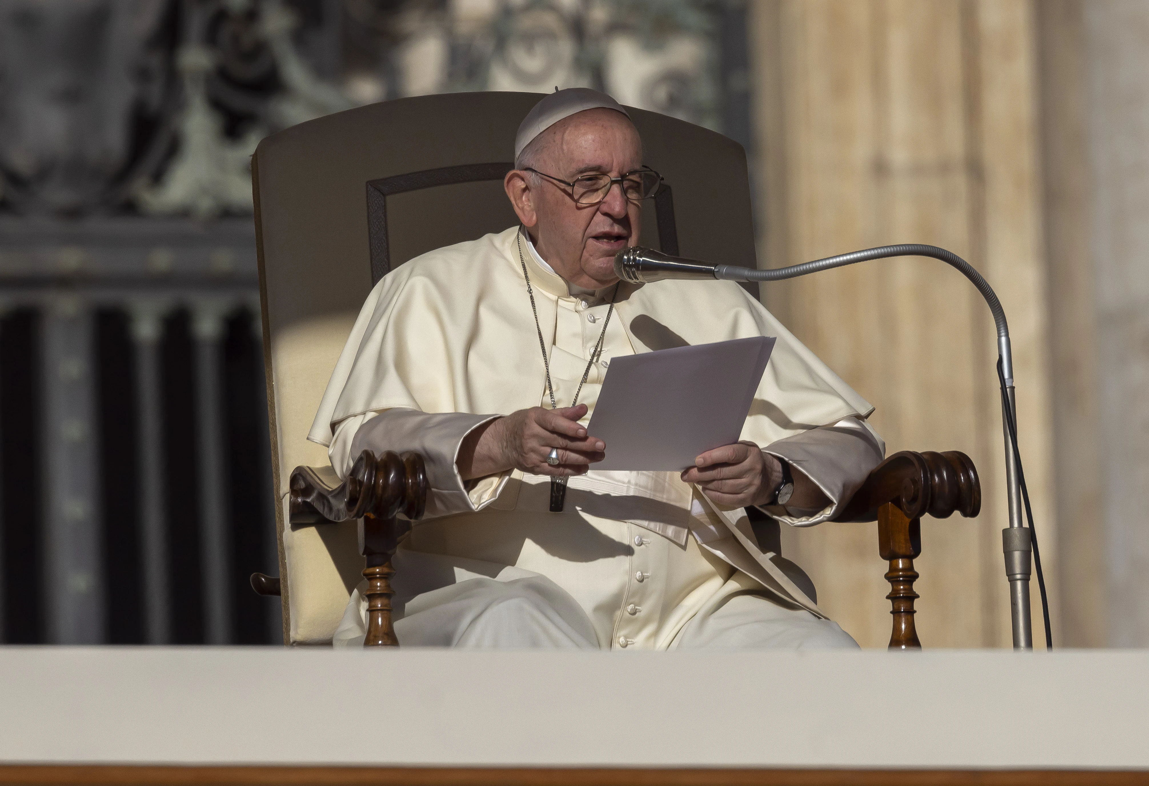 Pope Francis: ‘The cross of Christ remains the anchor of salvation ...