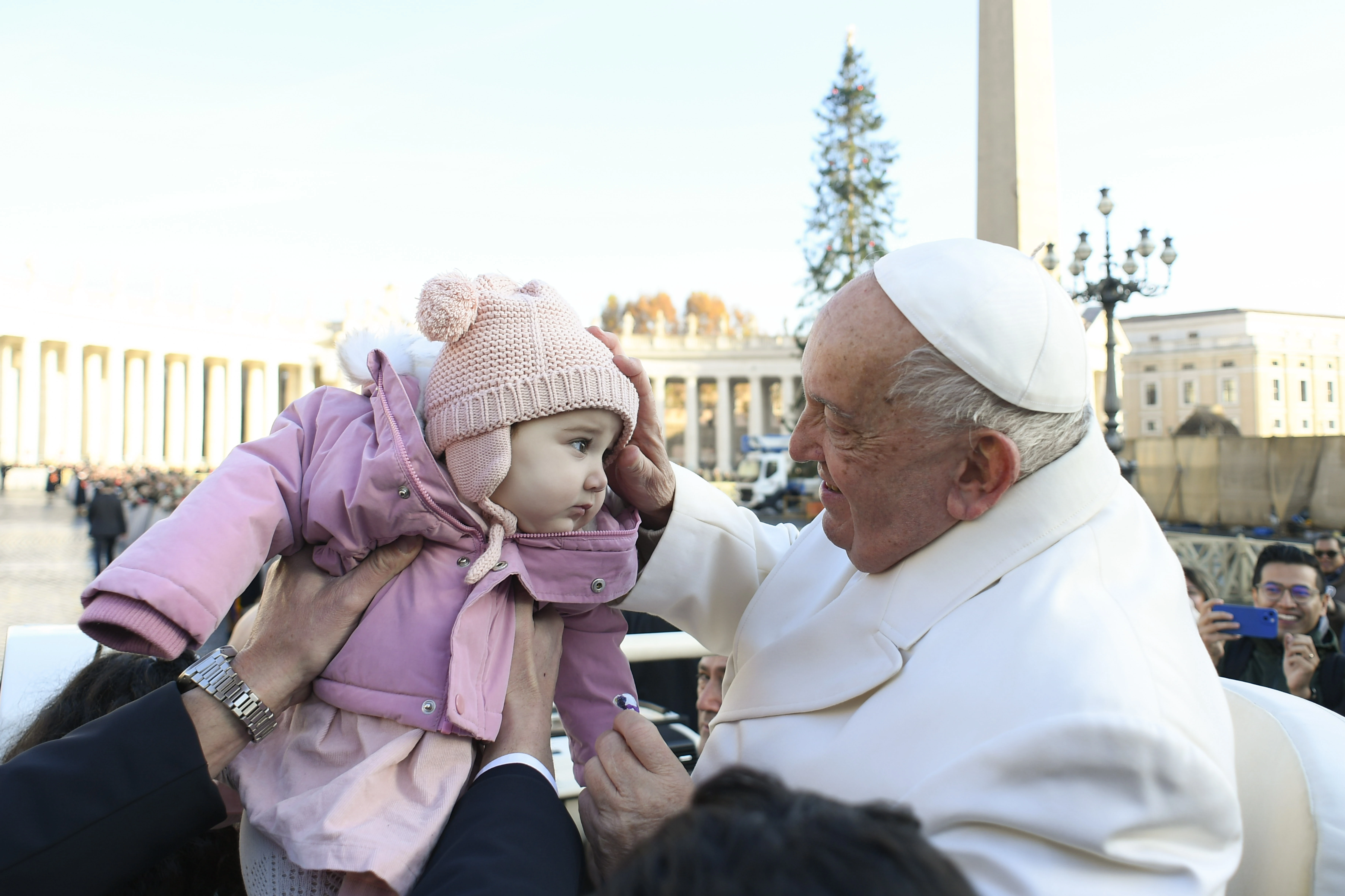 Pope Francis at Wednesday general audience: Preaching must rely on Holy ...