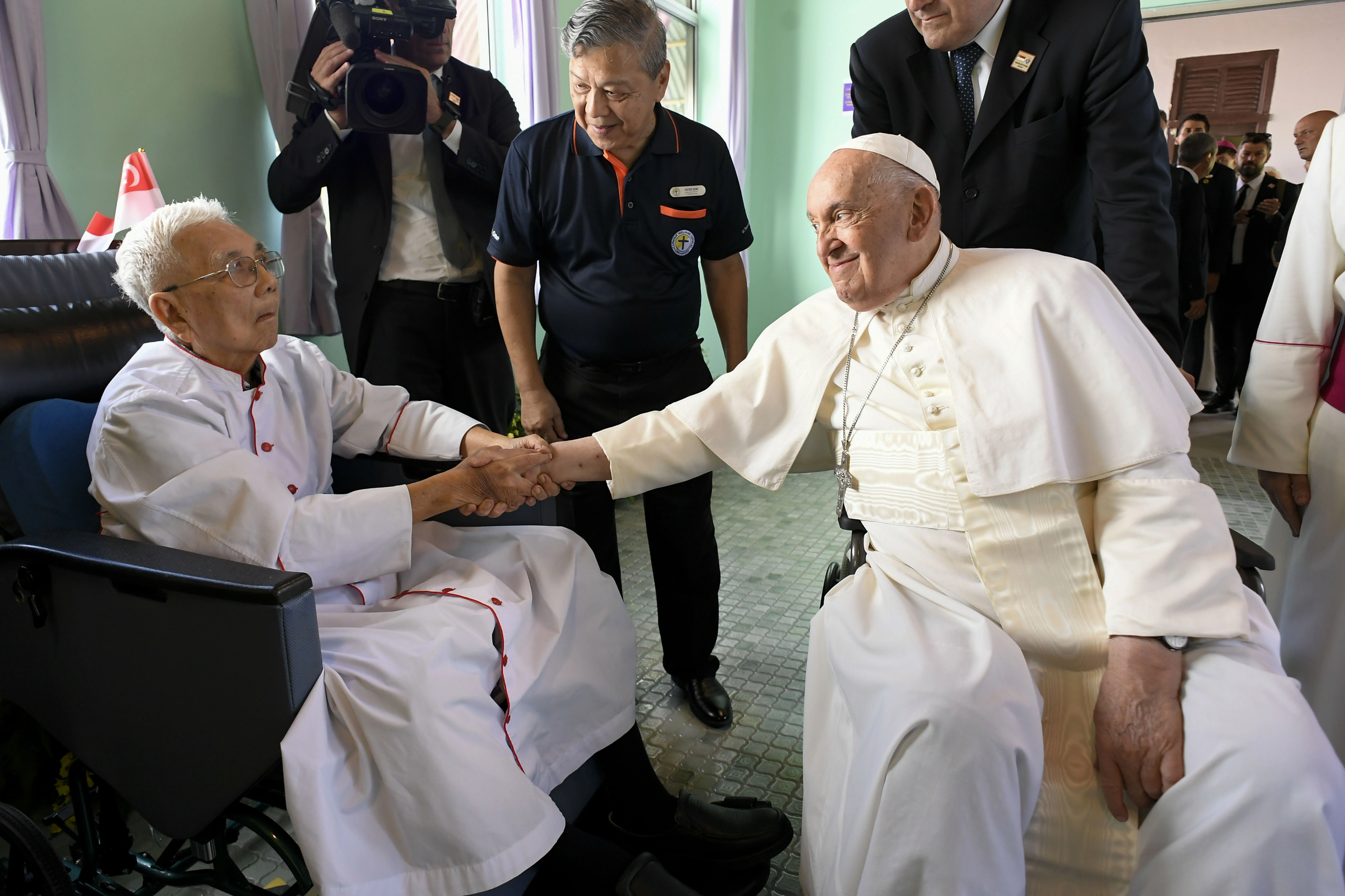 Pope Francis highlights hope for fifth World Day for Grandparents and ...