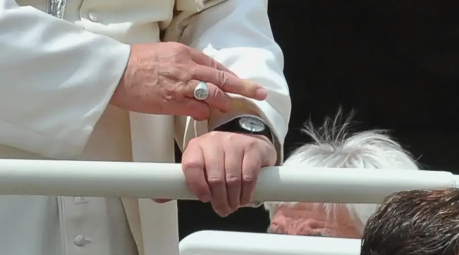 Pope Francis’ watch auctioned off and proceeds set a world record ...