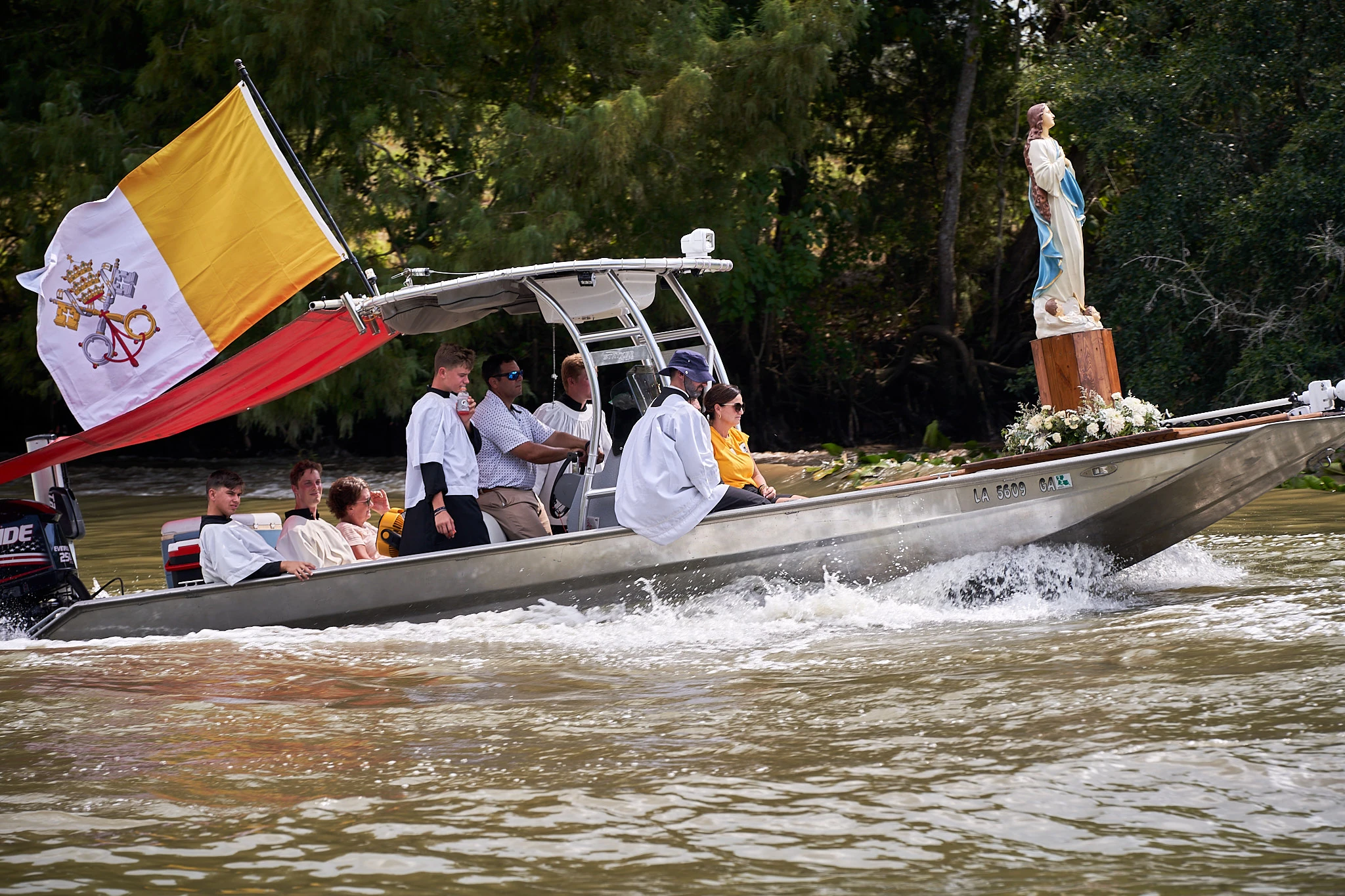 ‘One of a kind’ Eucharistic boat procession set to roll down ...