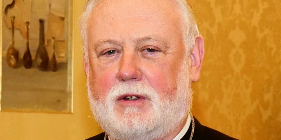 Archbishop Paul Gallagher to represent Pope Francis at Queen Elizabeth ...