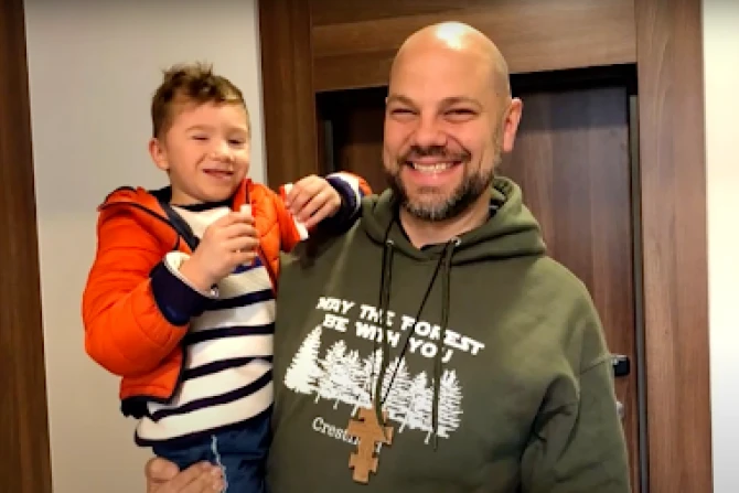 A Catholic priest and a parishioner team up to rescue Ukrainian orphans ...