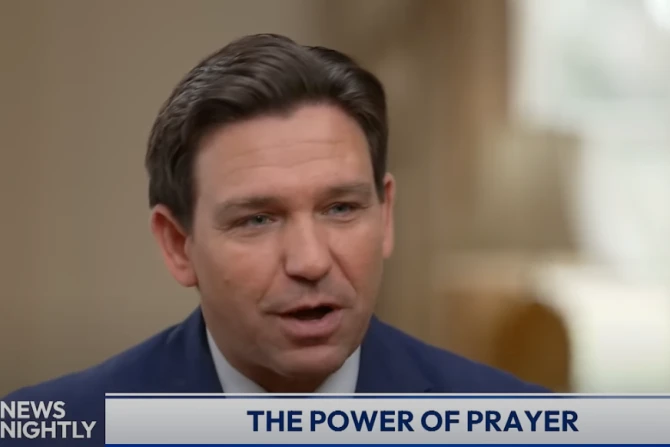 In Iowa home stretch, DeSantis focuses on faith, family, and ‘culture ...