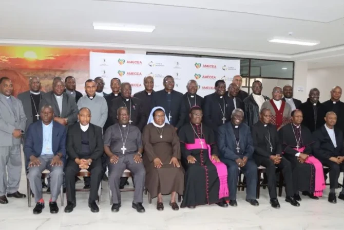 Bishops in East Africa commit to creating “safe, nurturing church ...