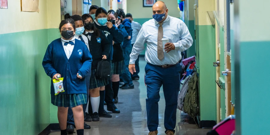 Los Angeles Catholic school thrives in an area marked by gang violence ...