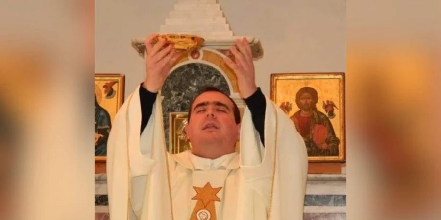 Mafia in Italy suspected of poisoning priest’s chalice | Catholic News ...