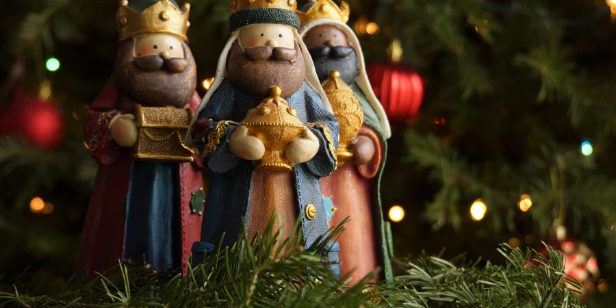 When does Christmas actually end? Here are the different views ...